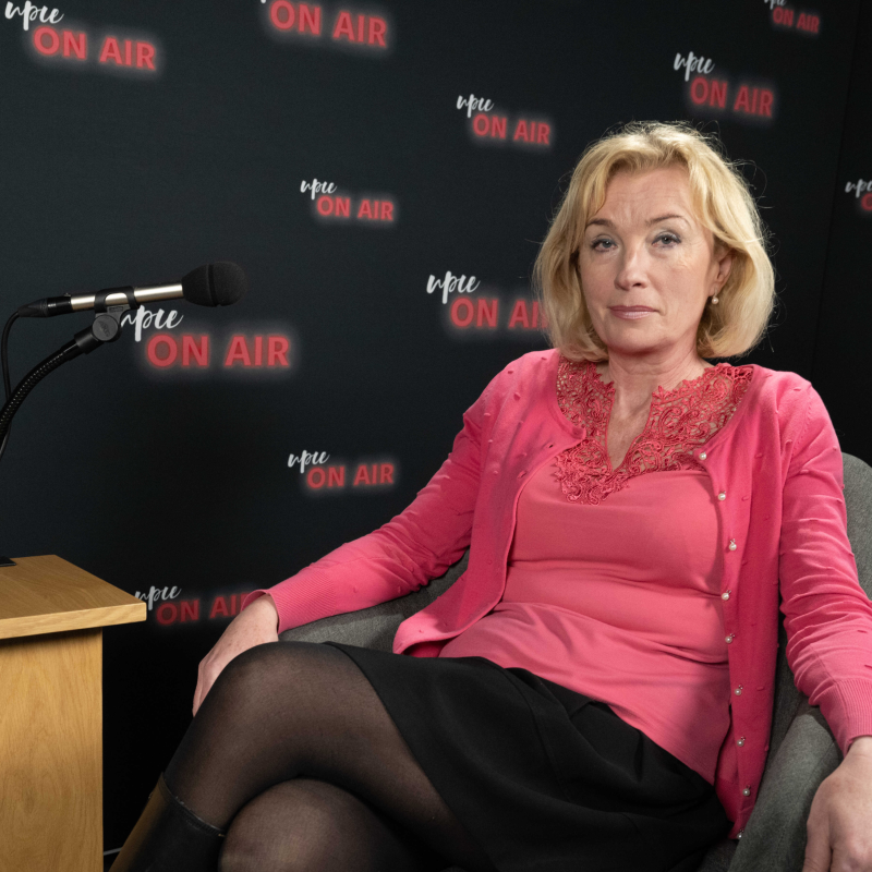 UPCE On Air: O studentech, fyzikální chemii a lécích s proděkankou Komersovou | Youradio Talk